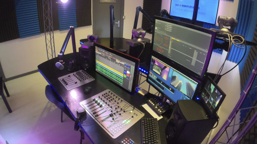 PLAYLOUD TV - Playloud Radio